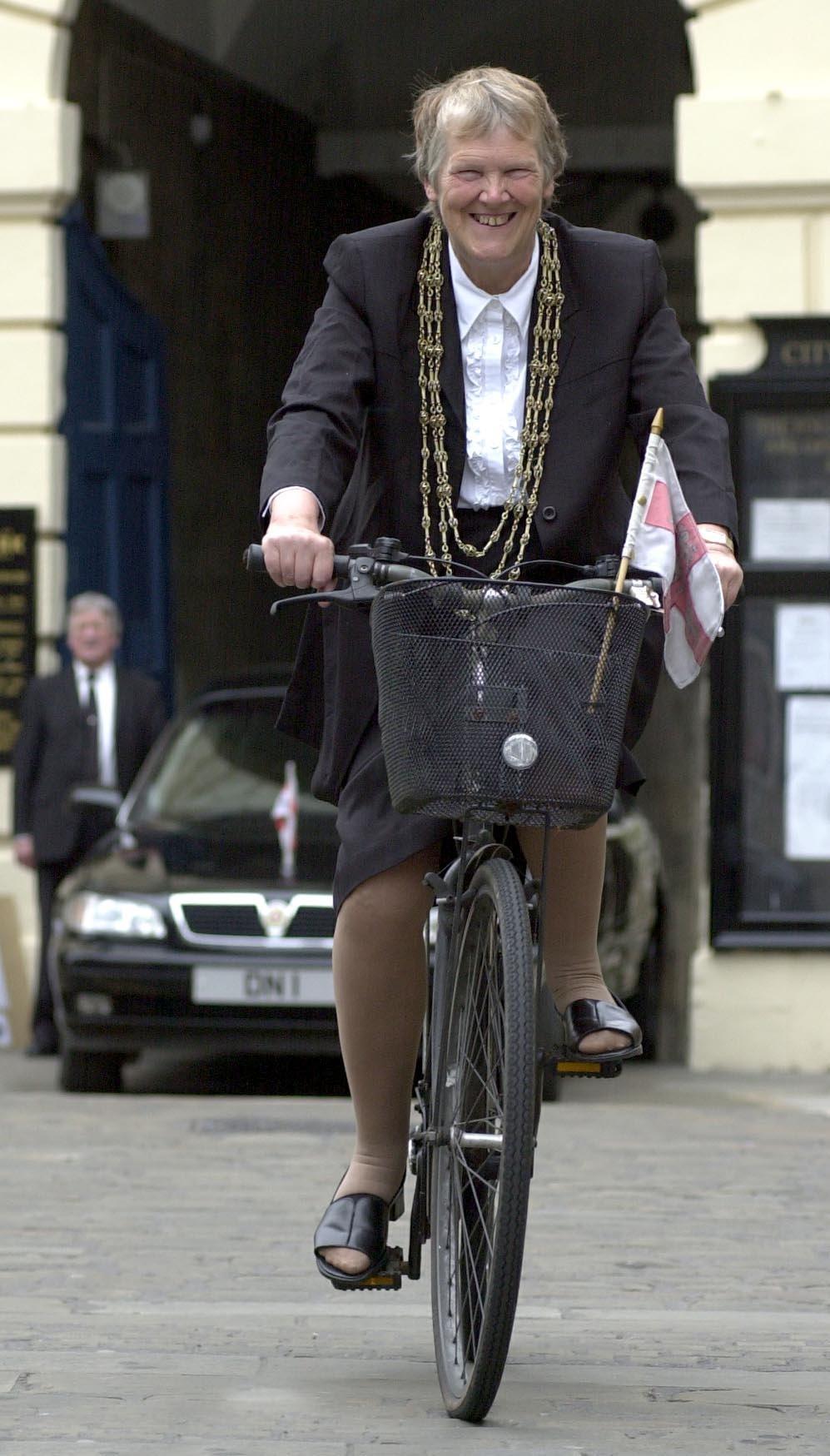 Janet Looker, Lawyer and Politician – HerStoryYork